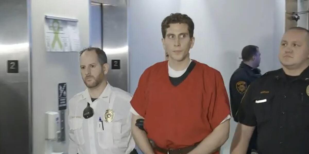 Idaho slayings suspect agrees to extradition to face charges Idaho slayings suspect agrees to extradition to face charges